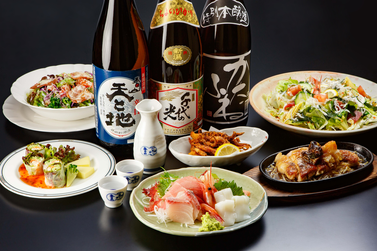 新潟の地酒とお酒にピッタリあったおつまみを多くご用意しております。